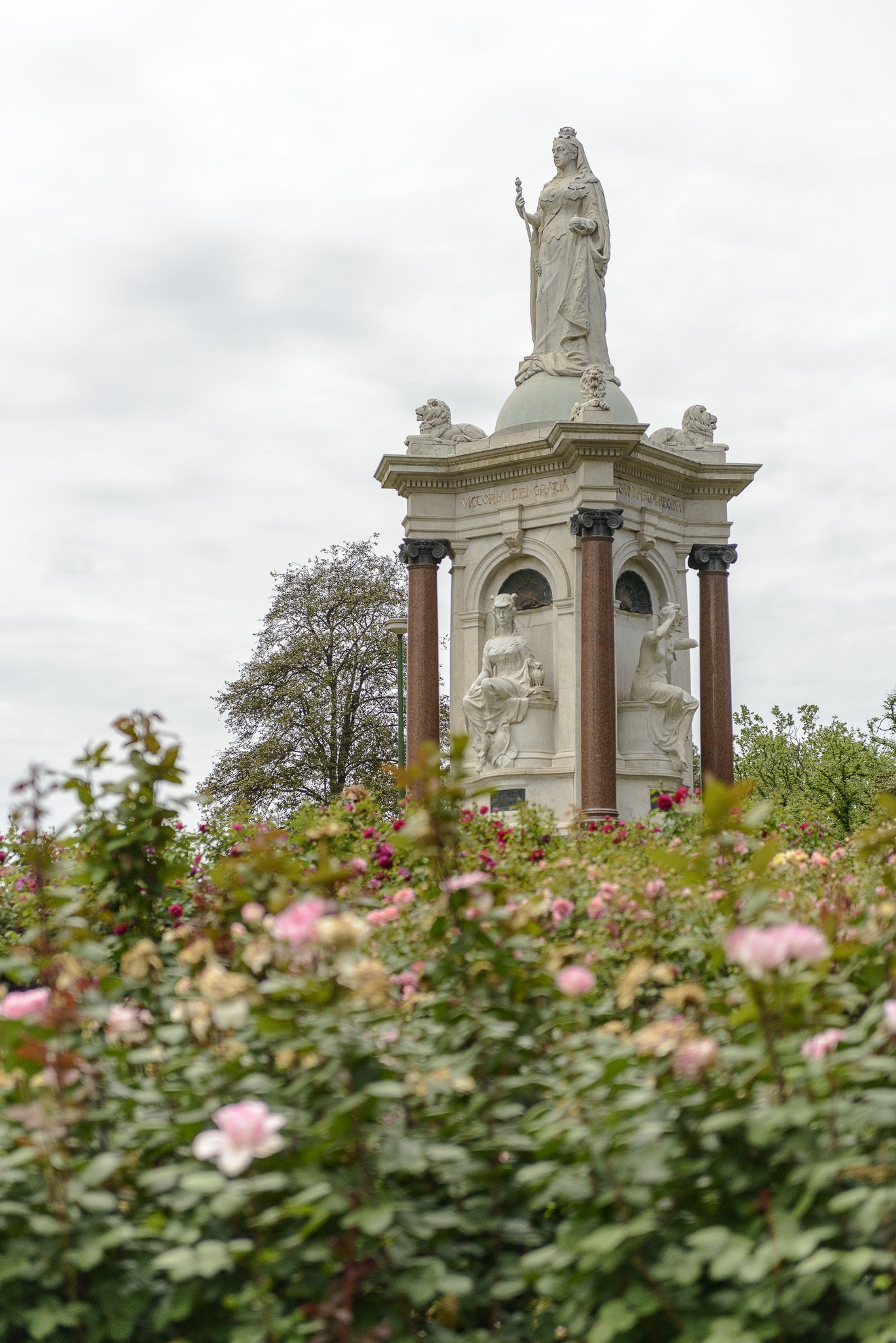 Queen Victoria Memorial - City Collection