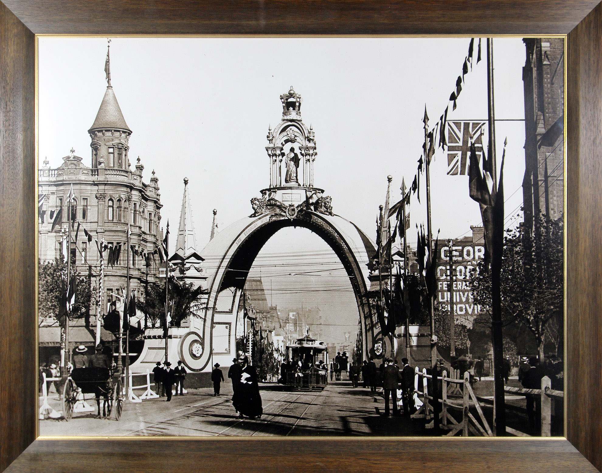 The Queen Victoria Arch - City Collection