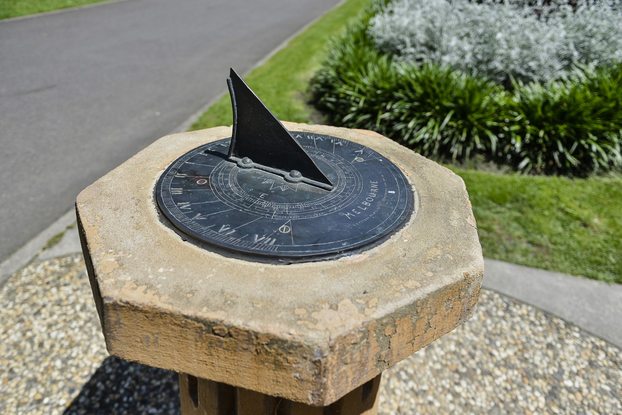 Sundial - City Collection