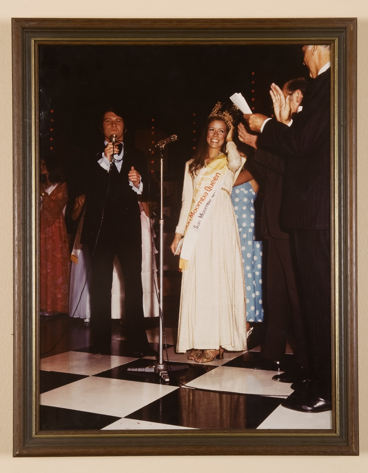 Portrait - Moomba Queen, Janice Bridgeford - City Collection