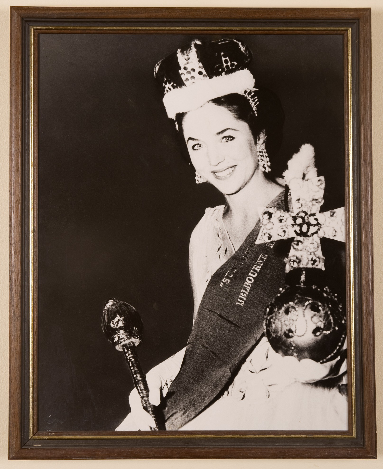 Portrait - Moomba Queen - Fay Chapman - City Collection