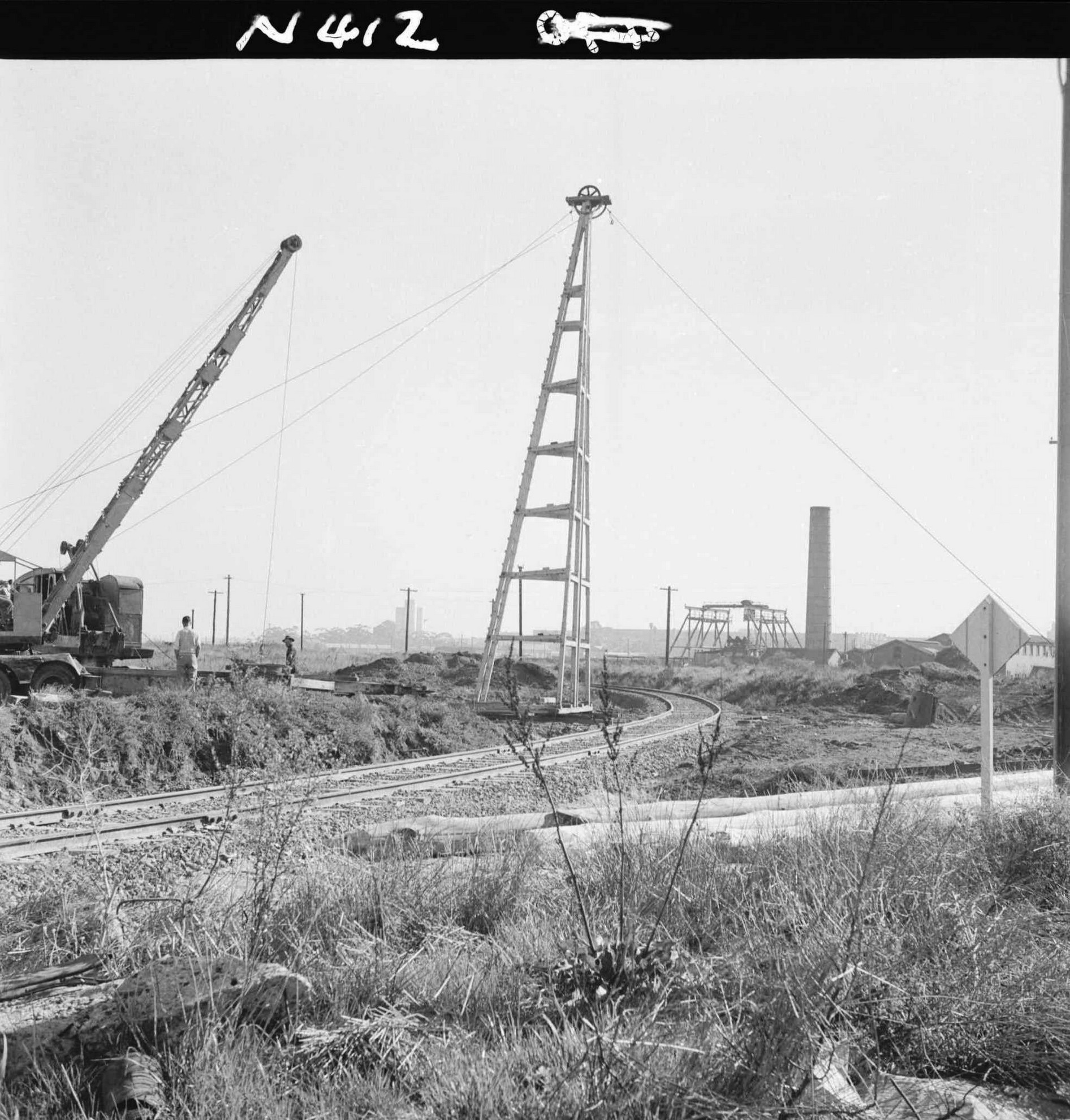 N412 Image of a pile driving rig during construction of the Fish Market ...
