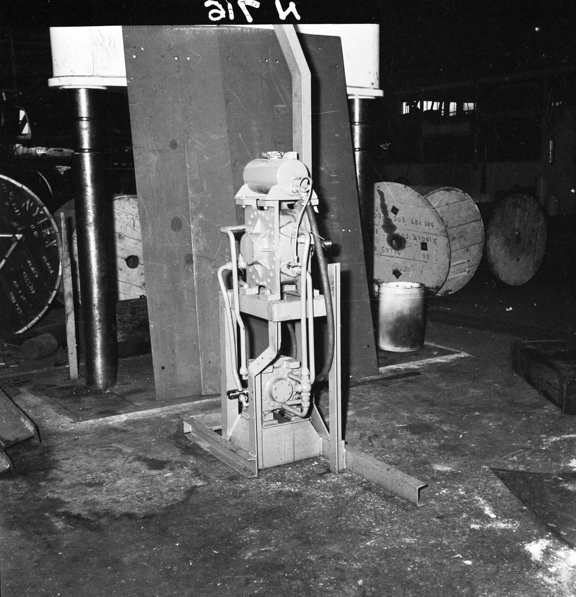 N716 Image showing a Raymond hydraulic drive unit for a brushmaking ...