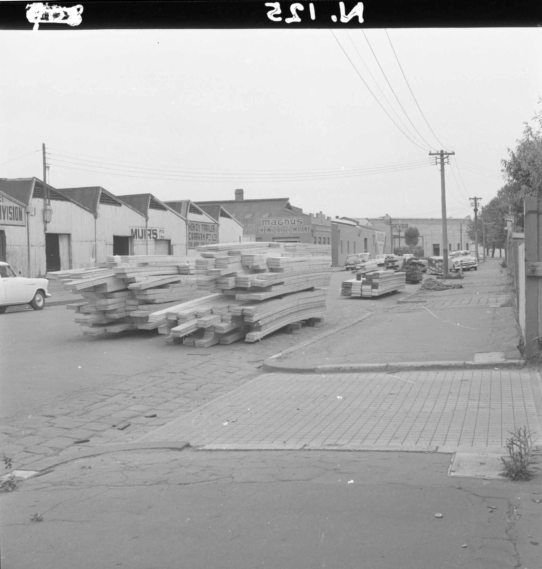 N125 Image showing a roadway obstruction in Henderson Street, North ...