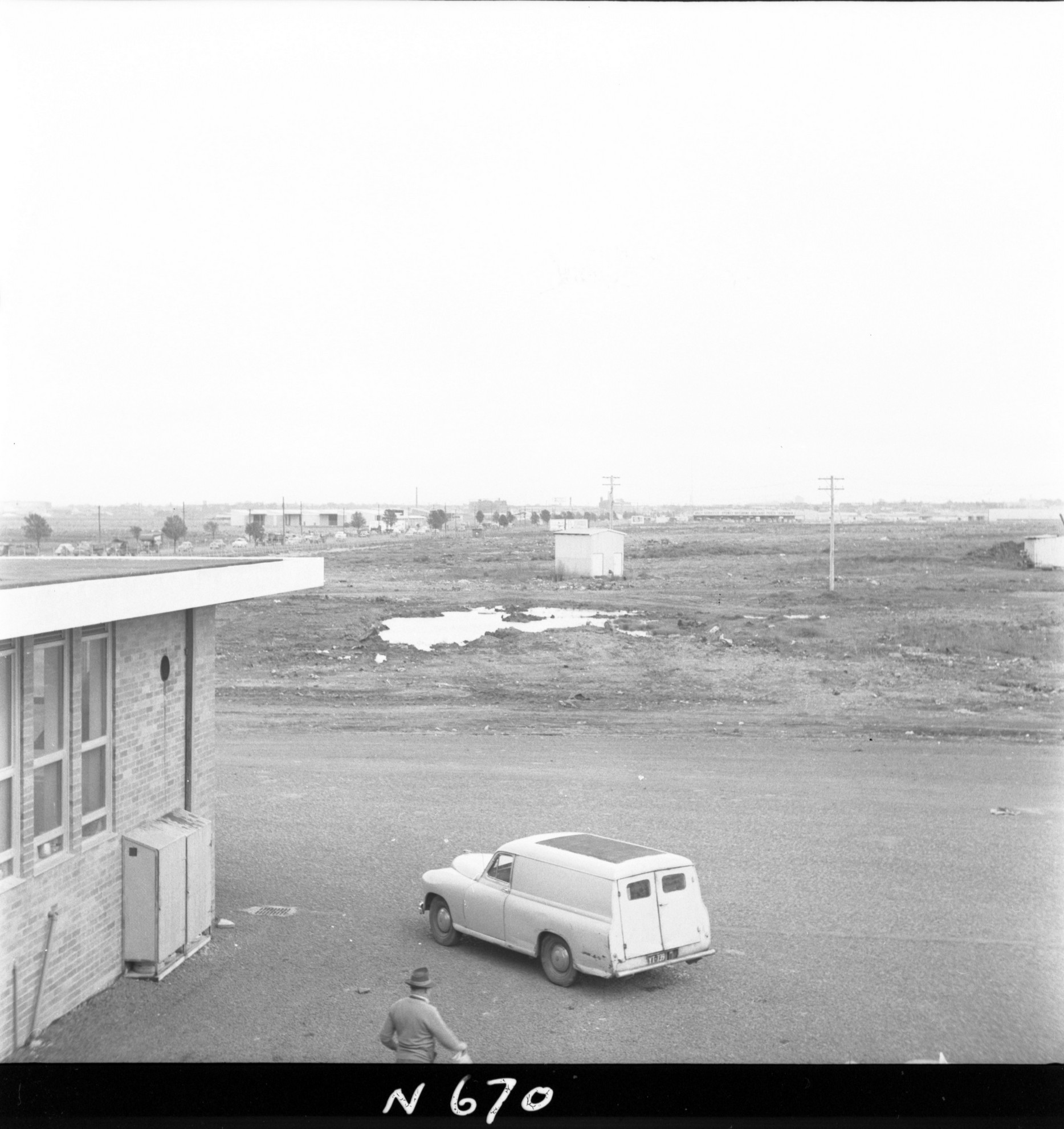 N670 Image showing the old tip site on Footscray Road (with N671 ...