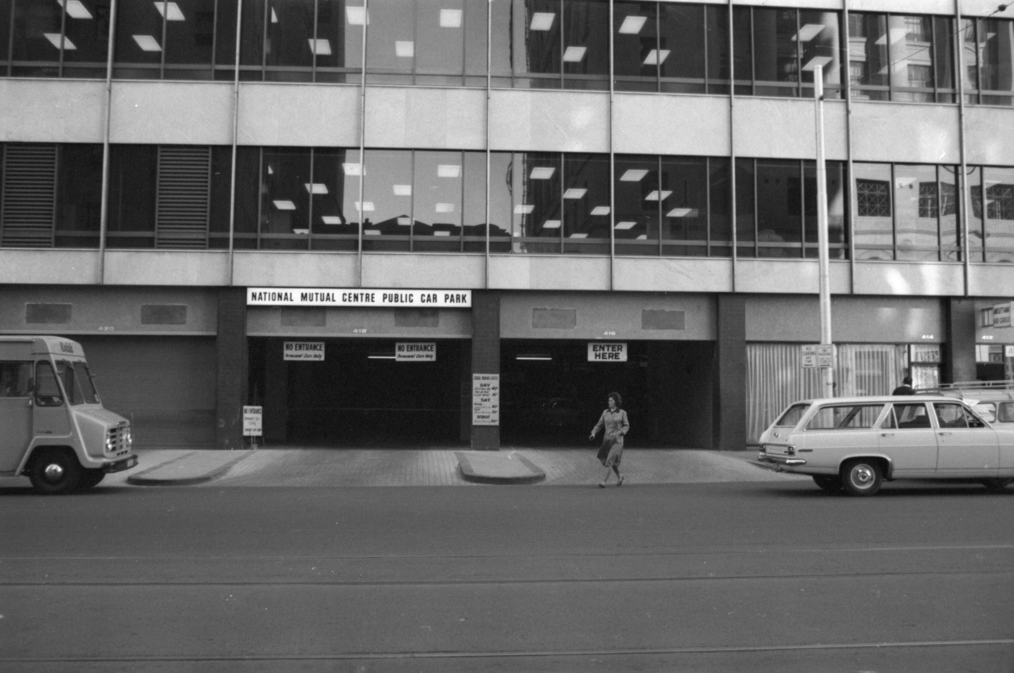 35A-97c Image of the entrance to the National Mutual Centre public car ...