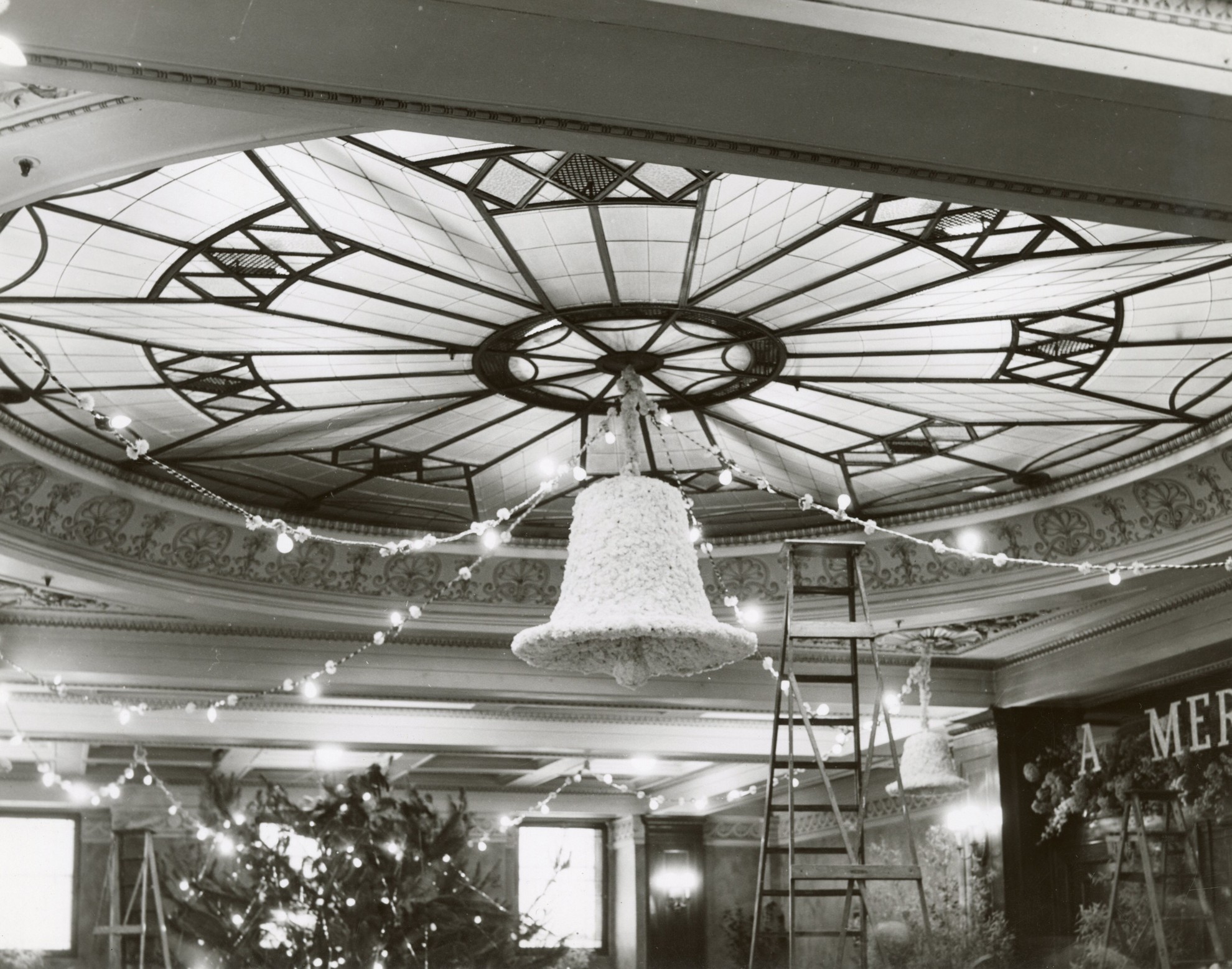 Image showing Christmas decorations inside Melbourne Town Hall - City ...