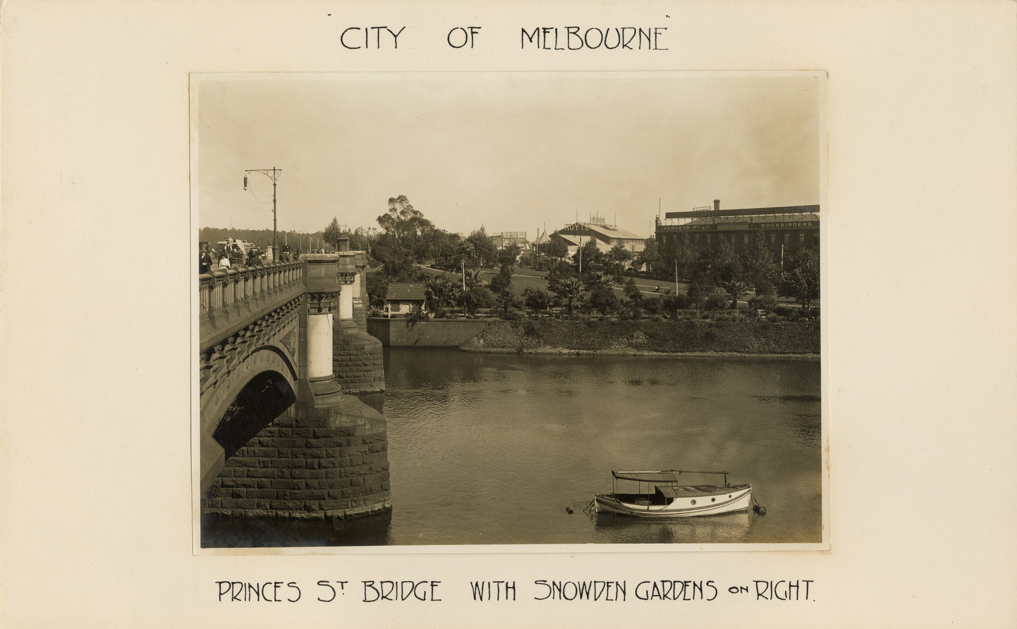 Image of Princes St Bridge, Snowden Gardens and the Yarra River - City ...
