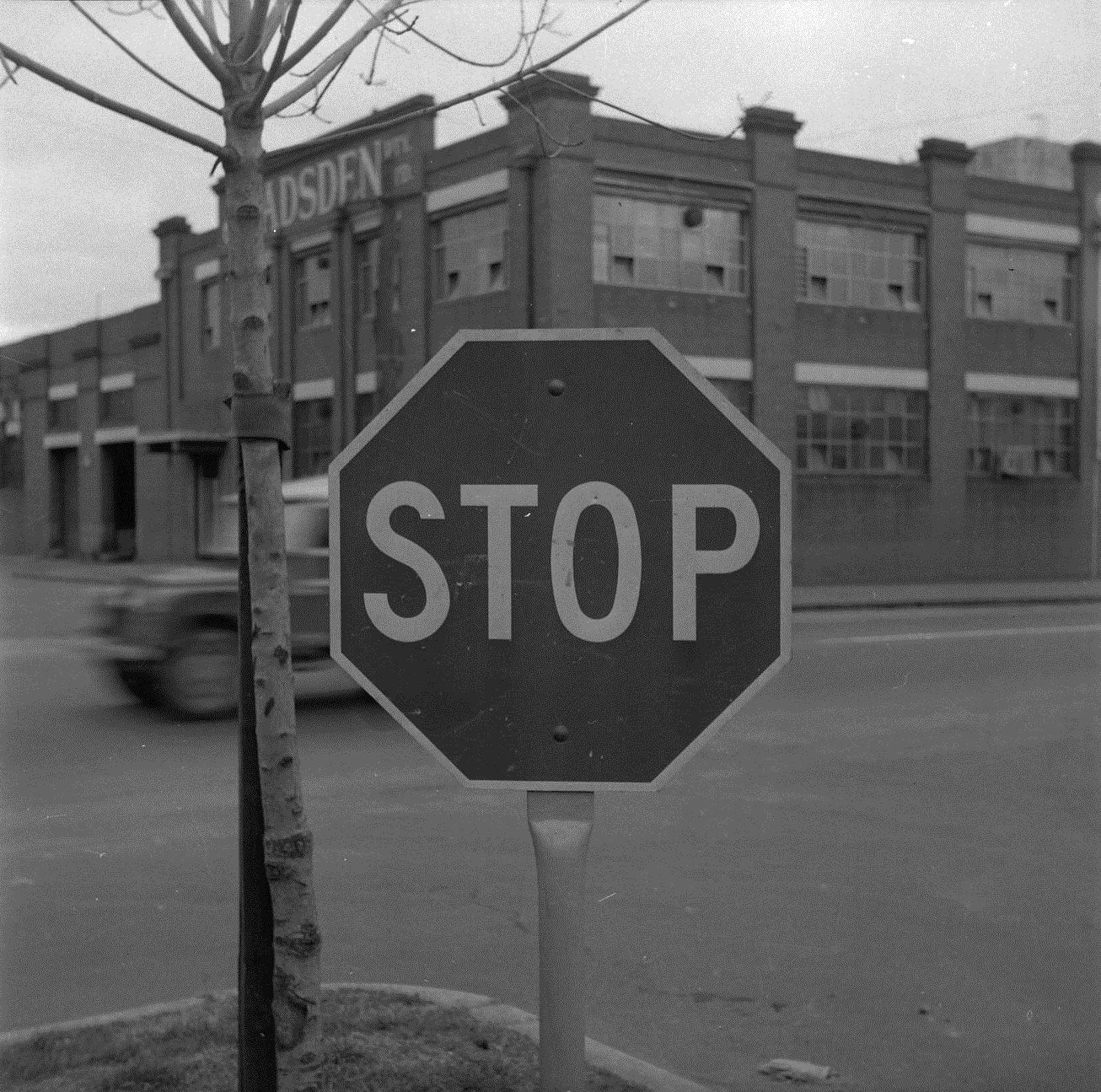 Book C Negative C3 - Stop sign - City Collection